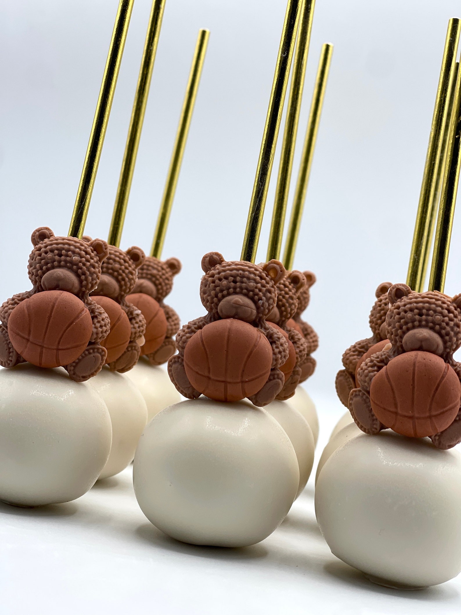 Teddy Bear Cake Pops for Birthday Party Dessert Tables, Weddings ...
