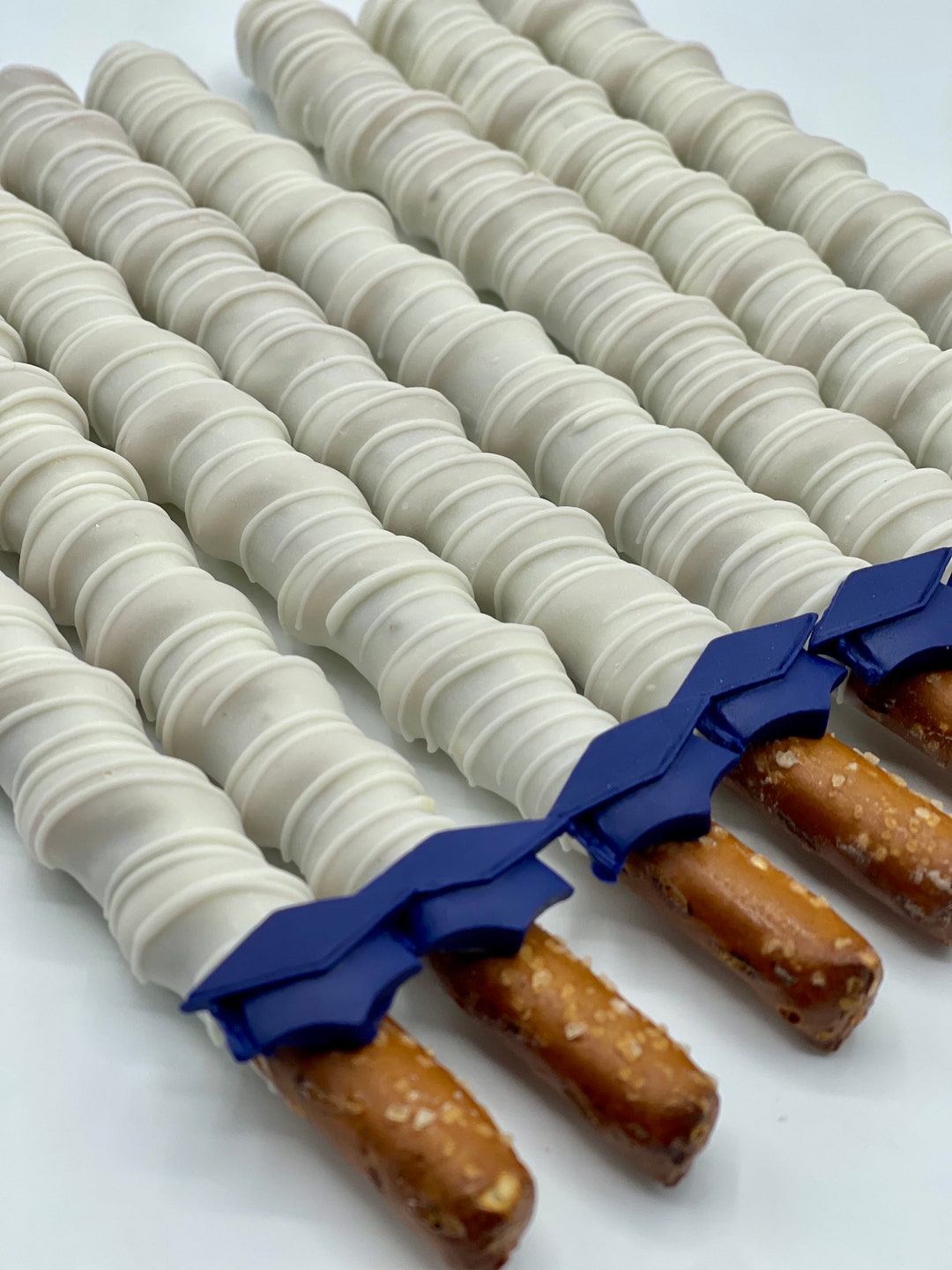 Cap and Gown Graduation Chocolate Covered Caramel Pretzel Rods - Etsy