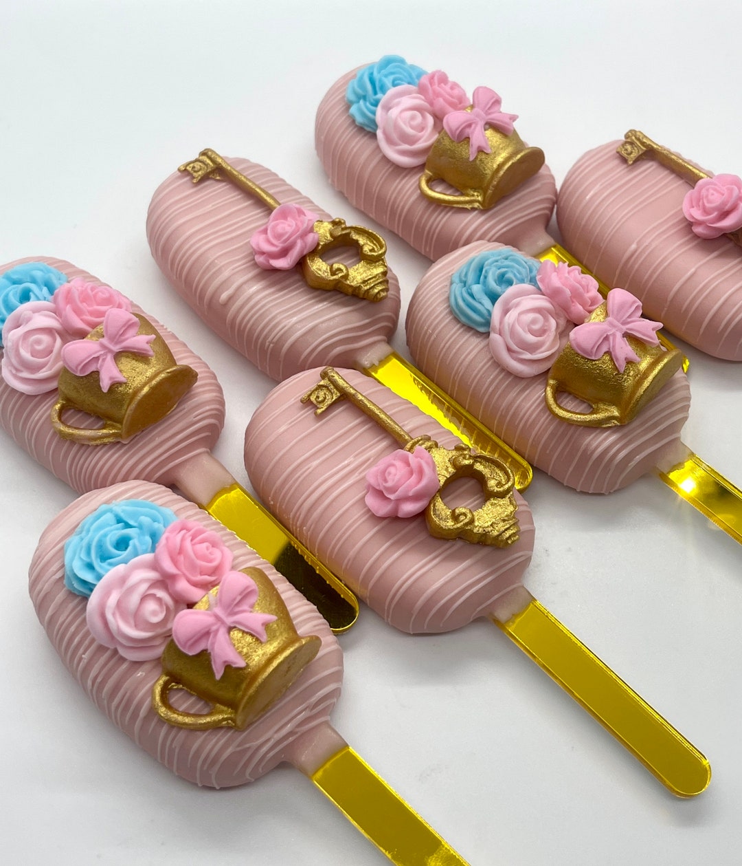 Alice in Wonderland Themed Floral Cakesicles for Birthday Party Dessert ...