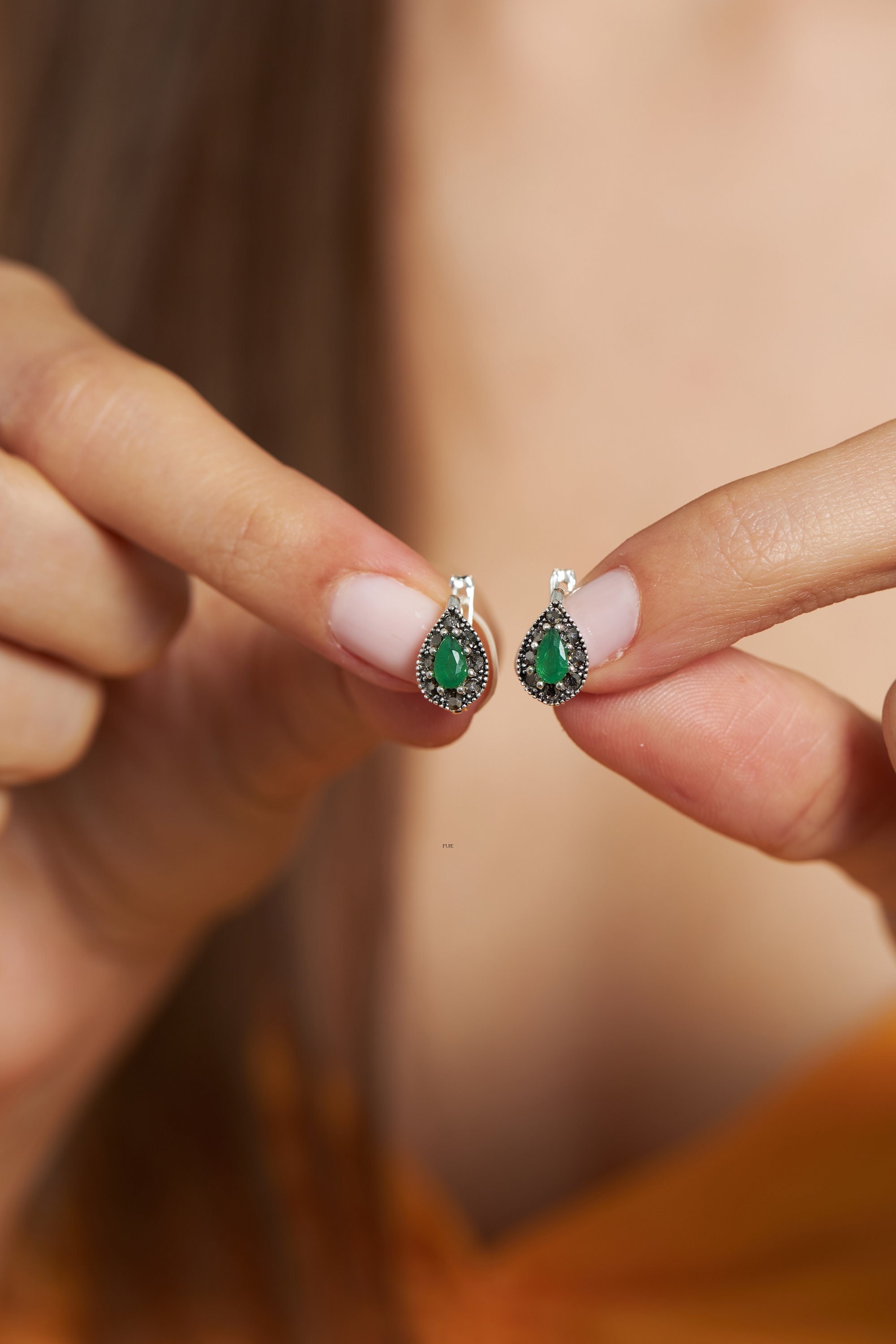 Emerald Stud Earrings for Women Minimalist Green Earrings - Etsy UK