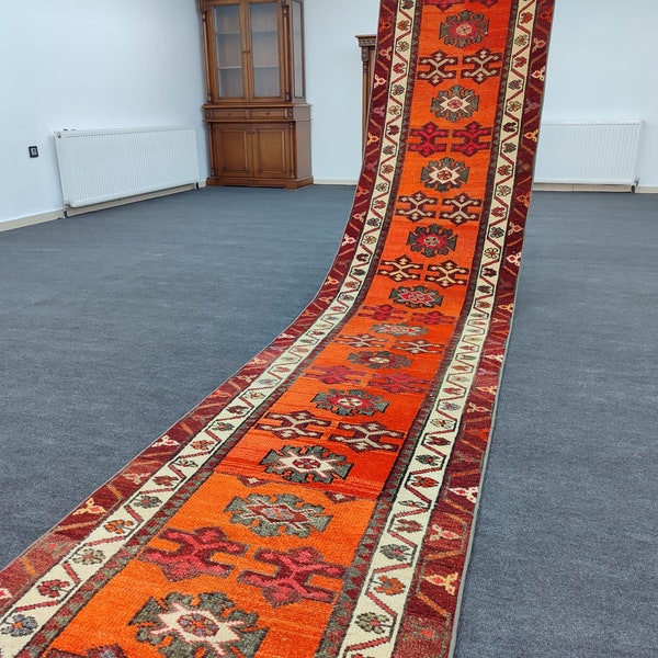 Geometric Runner - Etsy