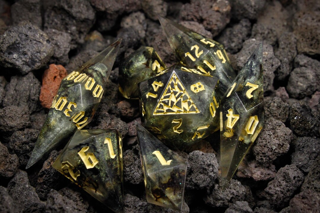 Yellow Sign Dice Set / Sharp Edge Dice / Dice for Dungeons and Dragons ...