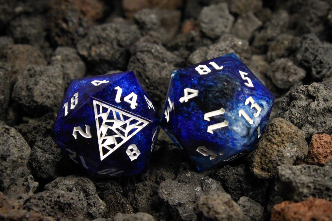 Frozen in Fear D20 Pair large / Sharp Edge Dice / Dice for Dungeons and ...