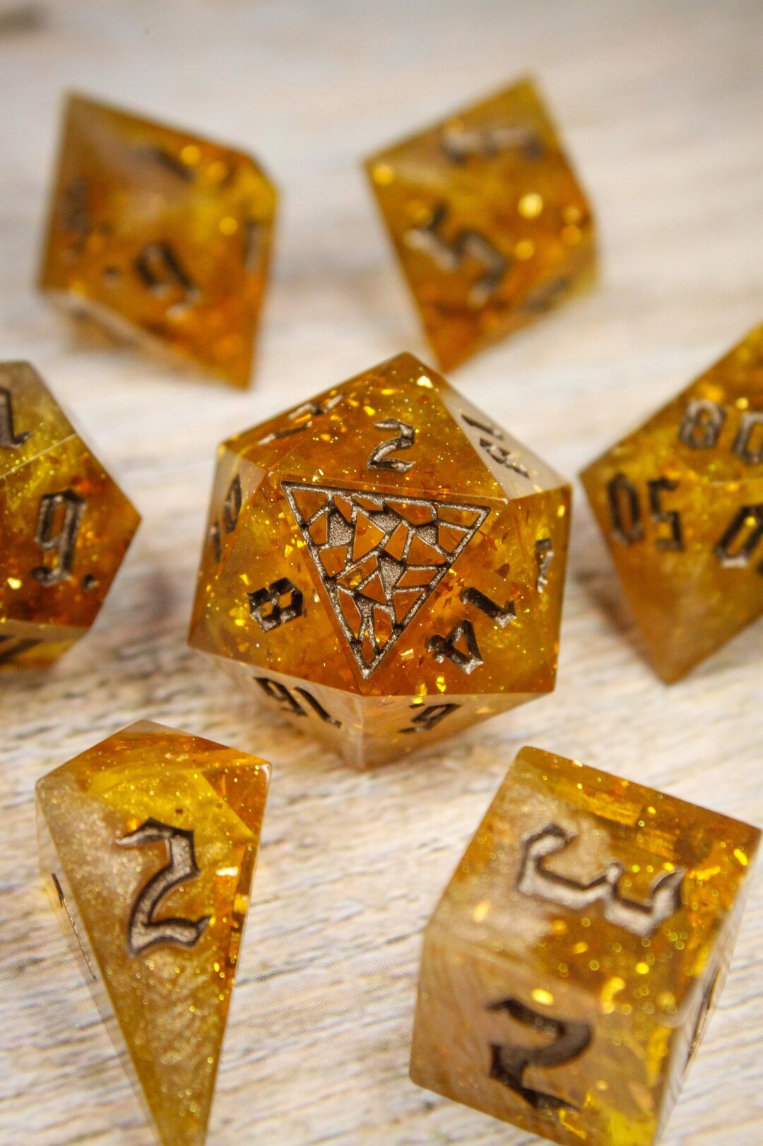 Sweet Like Honey Dice Set / Sharp Edge Dice / Dice for Dungeons and ...