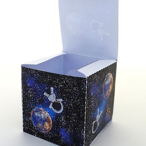 Astronaut Gift Box | Space Themed Cube Gift Box | Outer Space Party ...