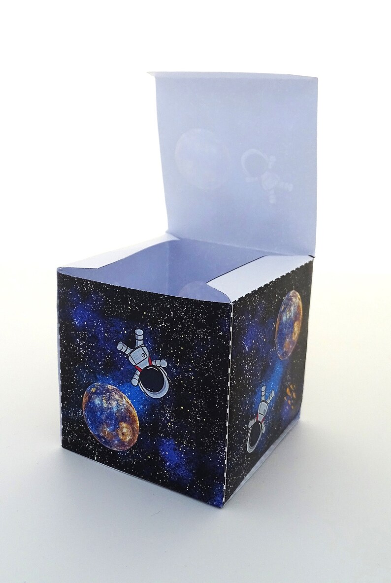 Astronaut Gift Box | Space Themed Cube Gift Box | Outer Space Party ...