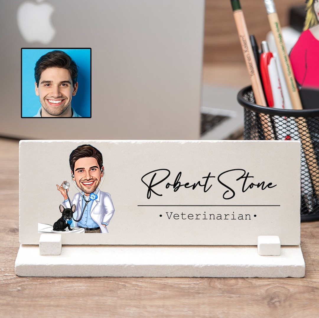 Veterinarian Name Desk Plate for Men, Male Vet Gift, Vet Tech Gift ...