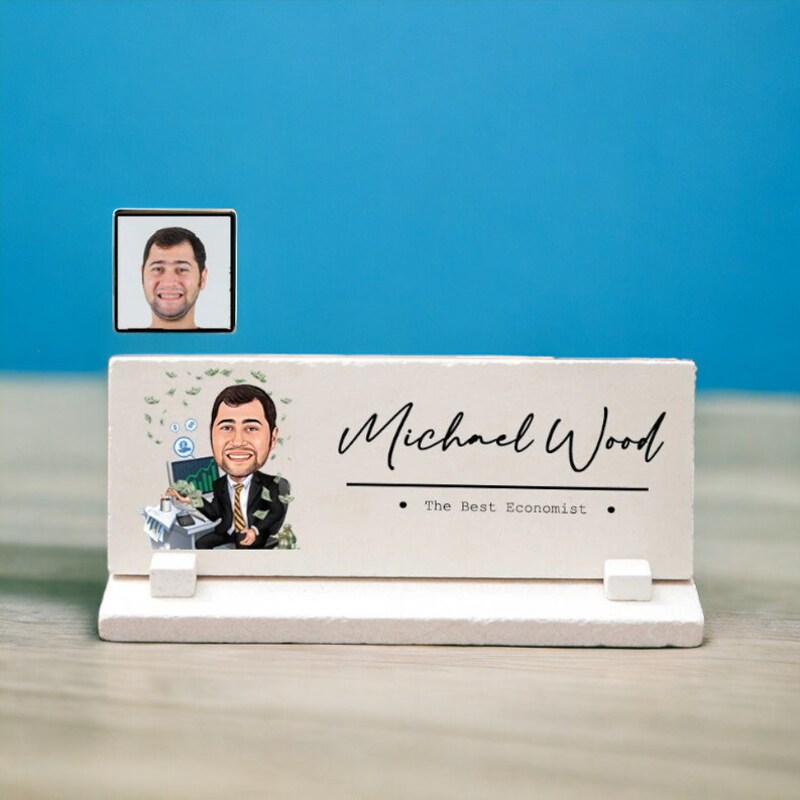 Gift for Economist - 60+ Gift Ideas for 2025