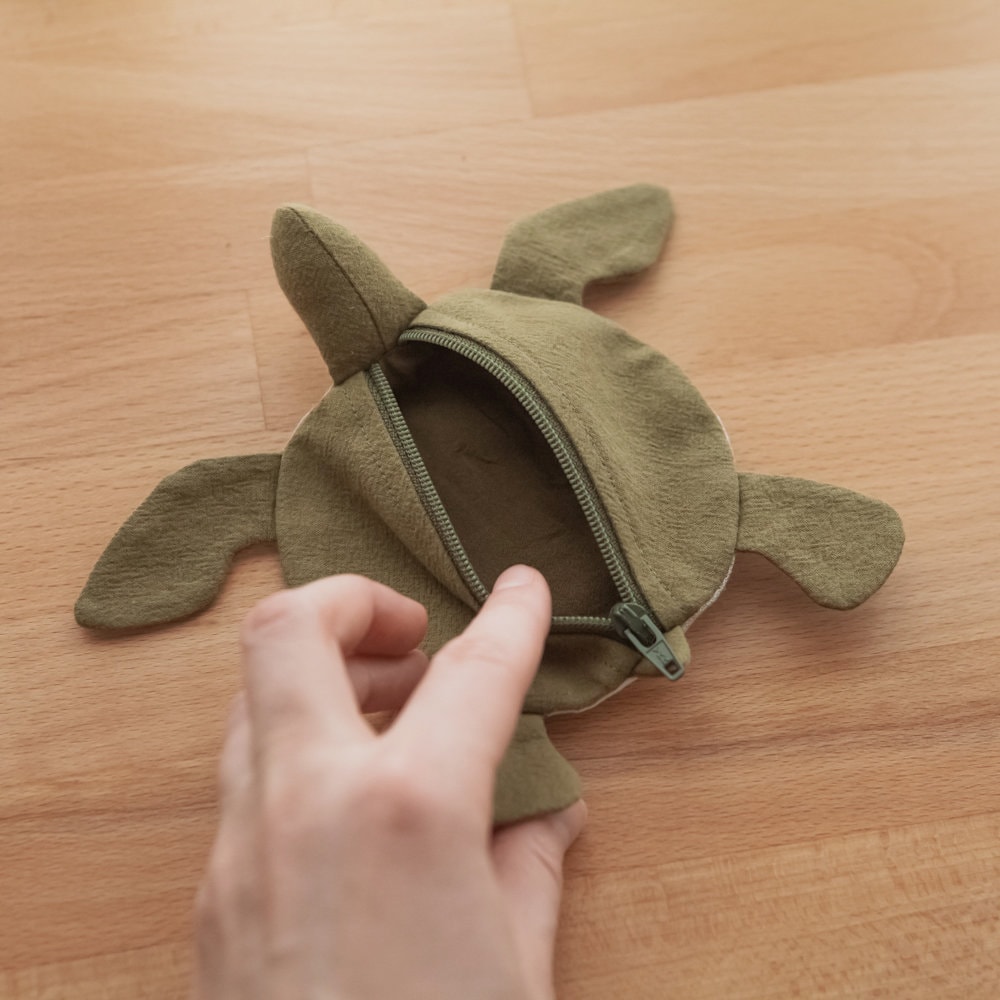 Turtle Toy & Zipper Pouch / PDF Pattern and Sewing Tutorial - Etsy