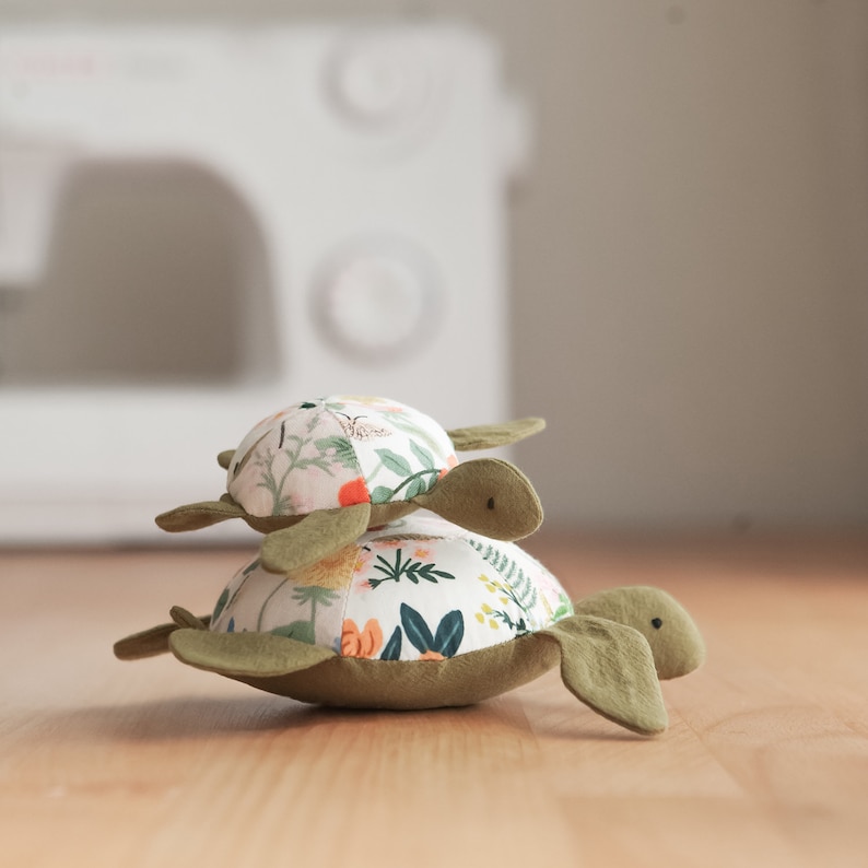Turtle Toy & Zipper Pouch / PDF Pattern and Sewing Tutorial - Etsy