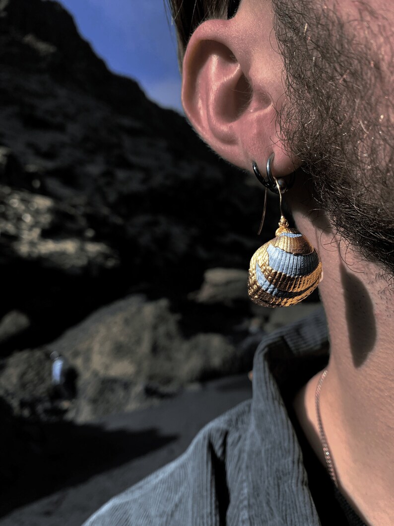 Zyre Asymmetrical Shell and Gold Earrings Modern Mismatched - Etsy UK