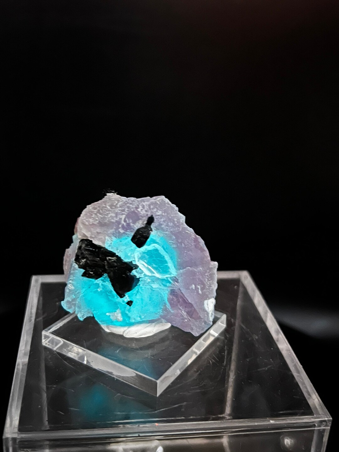 Bi-color Fluorite With Black Tourmaline / UV Reactive From Skardu ...