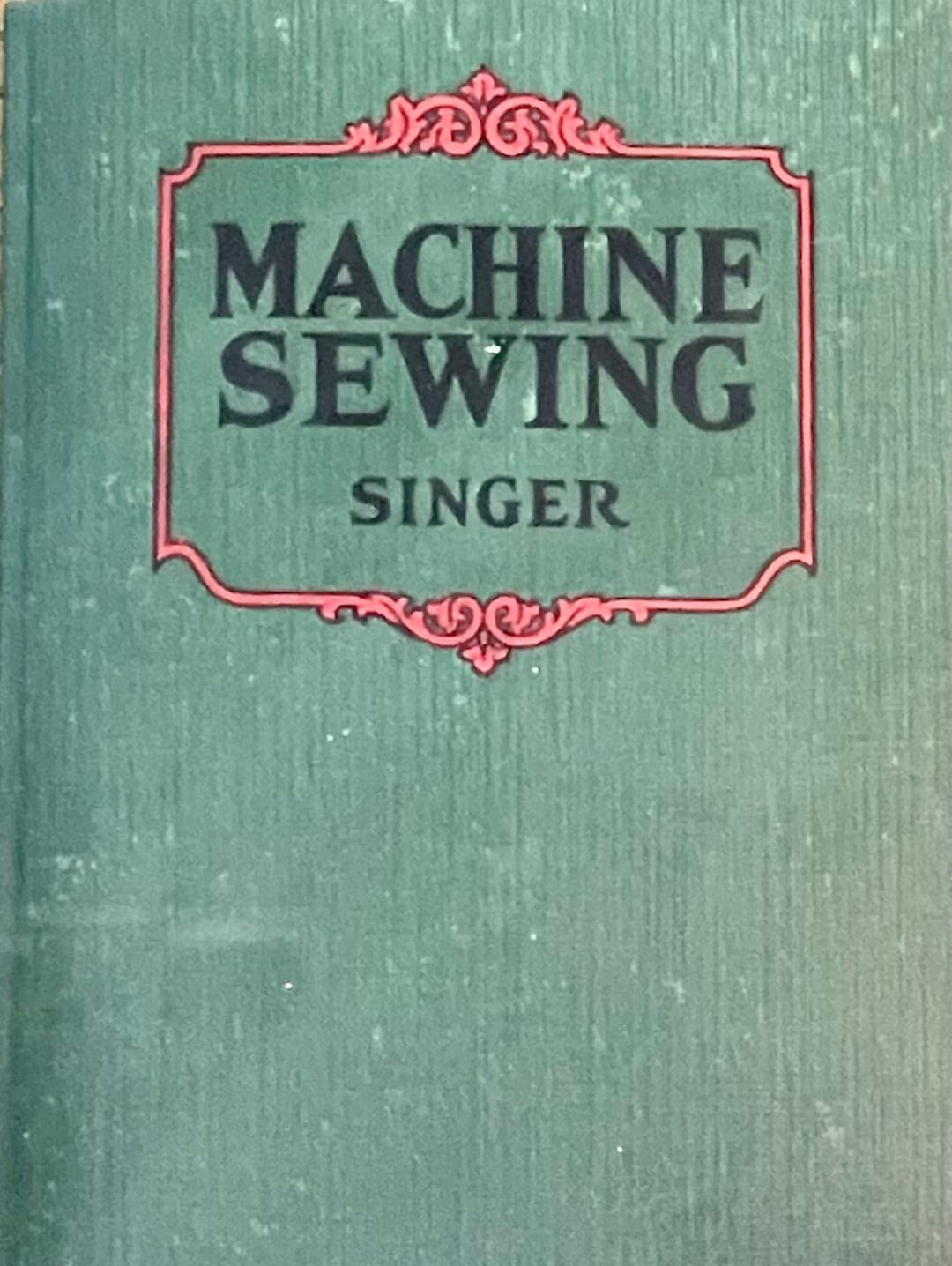 Machine Sewing Book Sewing Machine Attachments Learn to Use Sewing ...