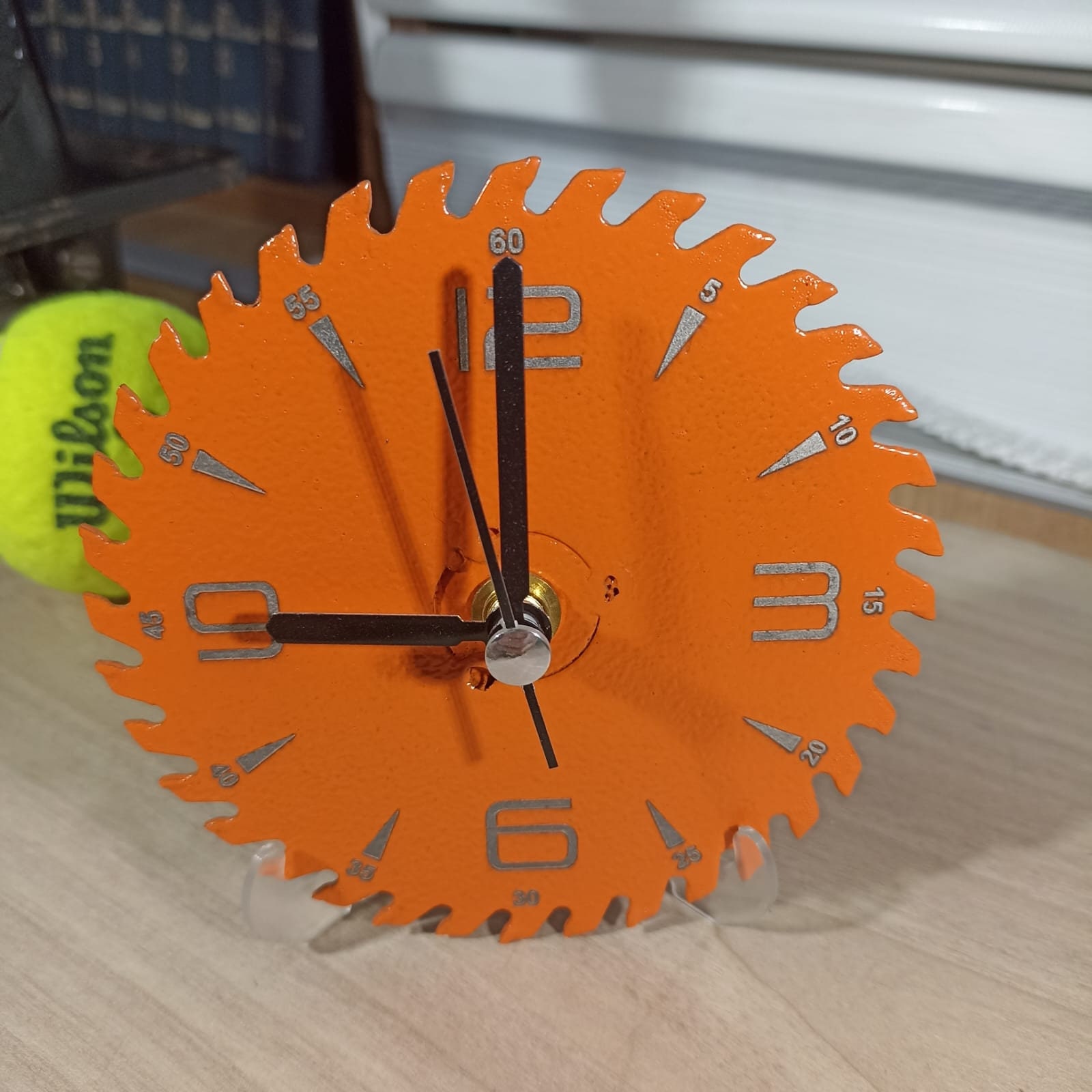 Sawtooth Clock Model.cute Christmas Gift for Your Home Office and ...