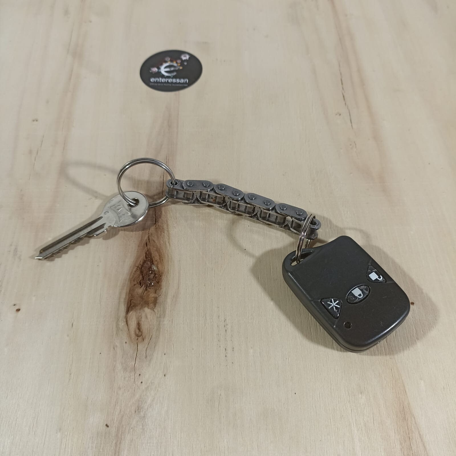 Eccentric Car Engine Chain Keychain, Engine Chain, Recycle Keychain ...