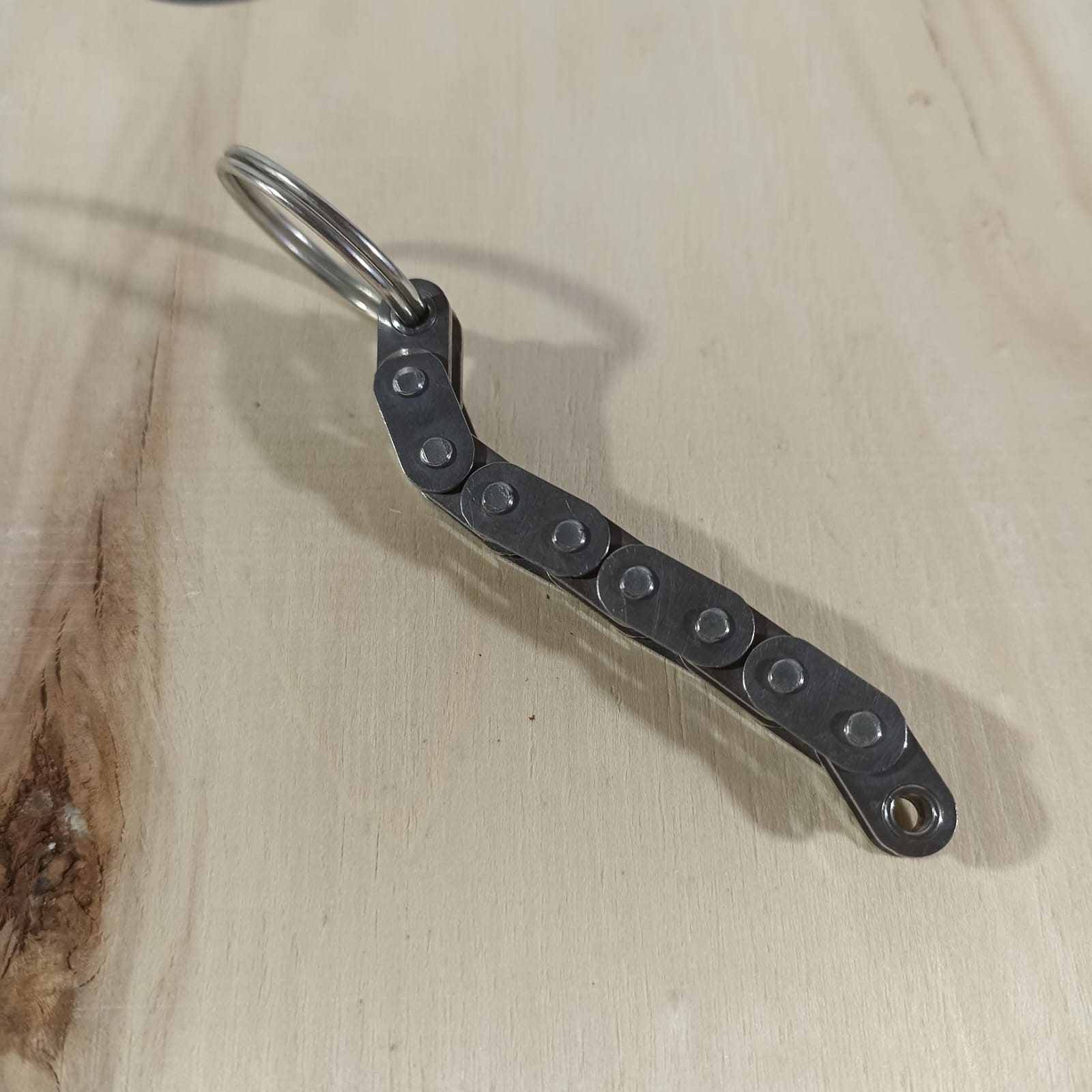 Eccentric Car Engine Chain Keychain, Engine Chain, Recycle Keychain ...