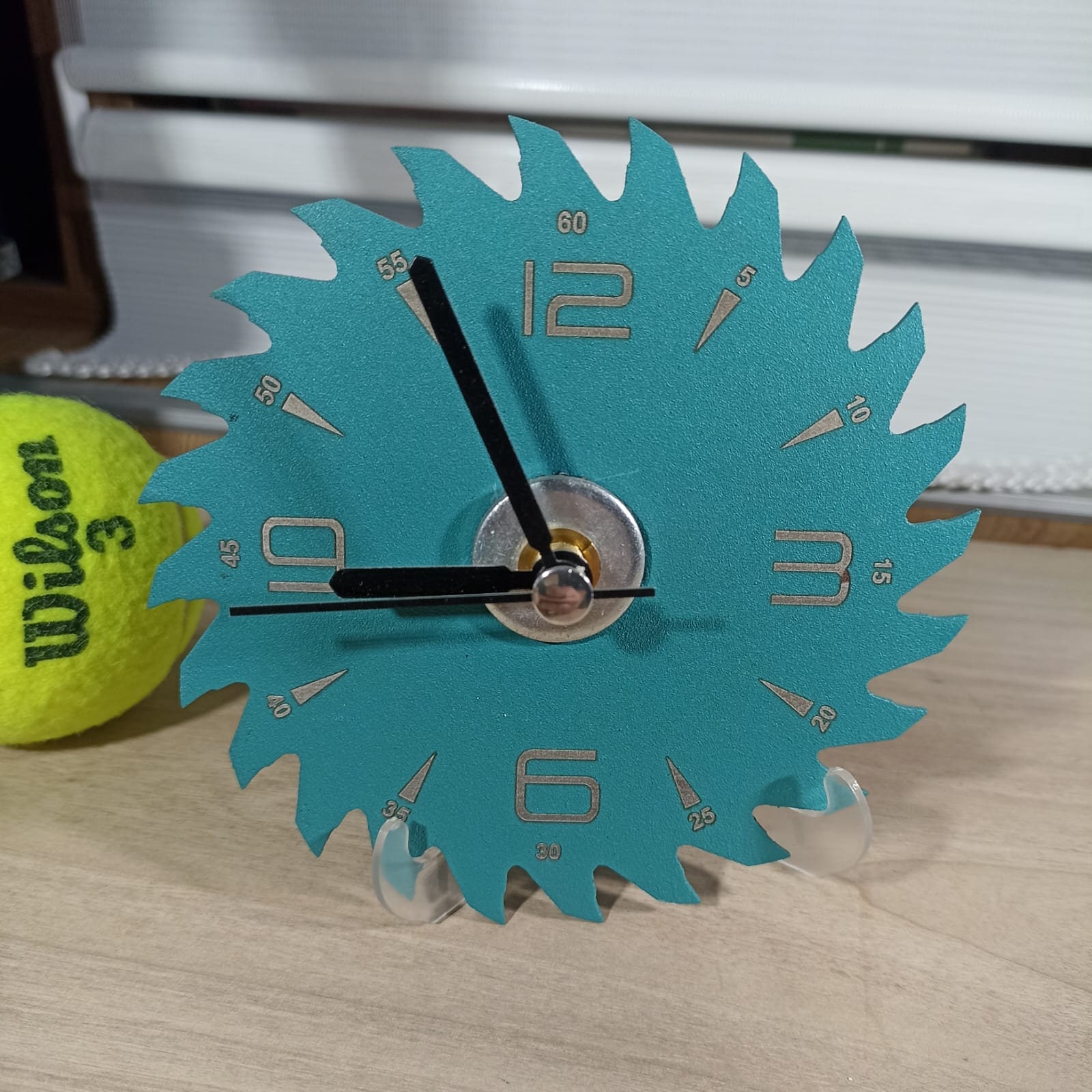 Sawtooth Clock Model.cute Christmas Gift for Your Home Office and ...