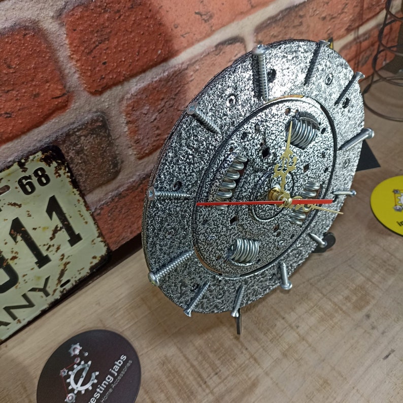 Handmade Wall and Table Clock Made of Clutch Pressure Plate, Automotive ...