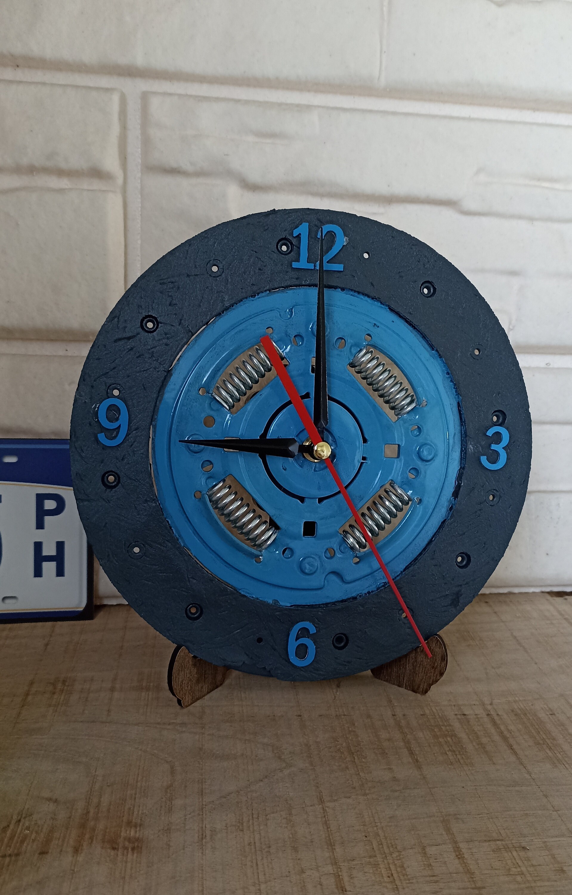 Handmade Wall and Table Clock Made of Clutch Pressure Plate, Automotive ...