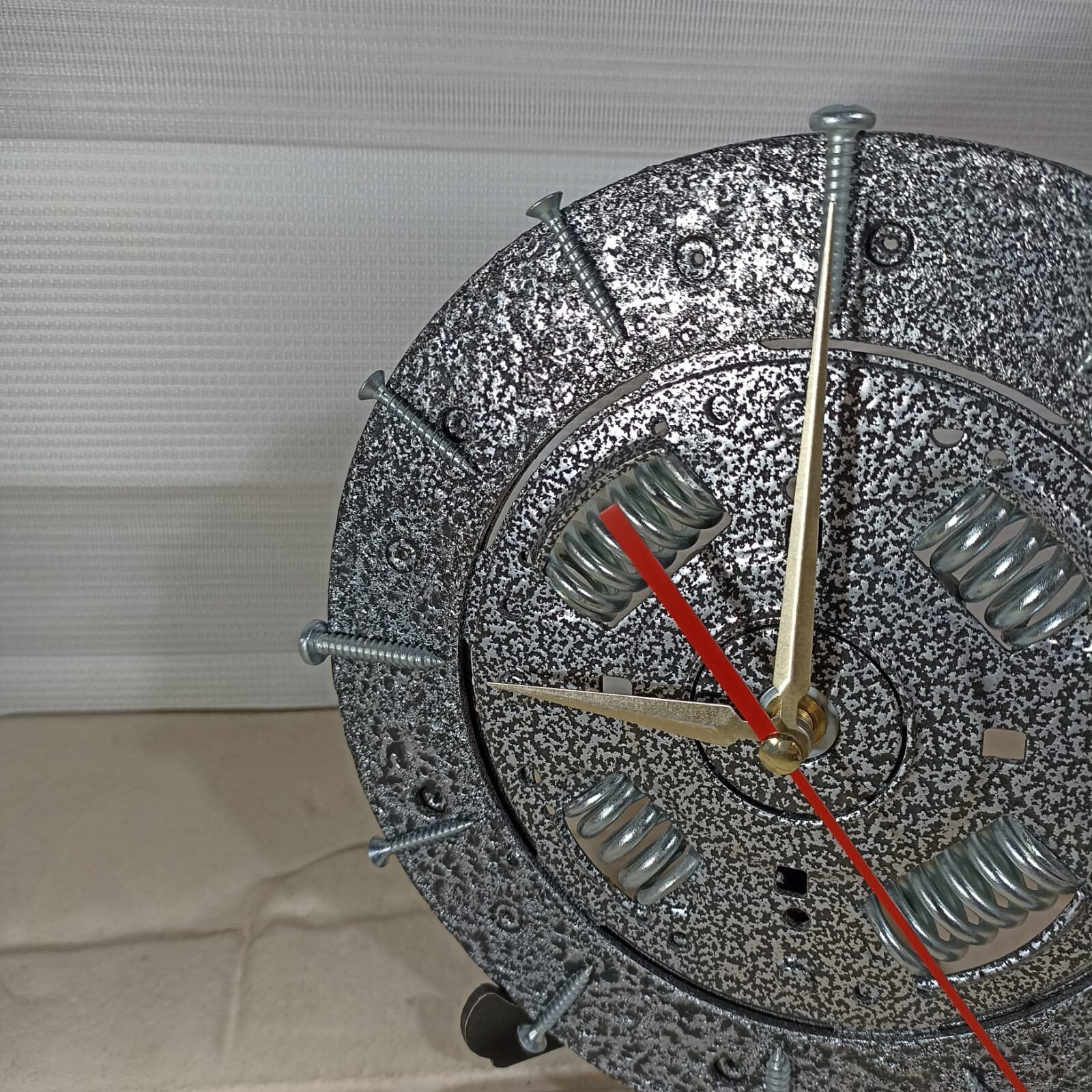 Handmade Wall and Table Clock Made of Clutch Pressure Plate - Etsy