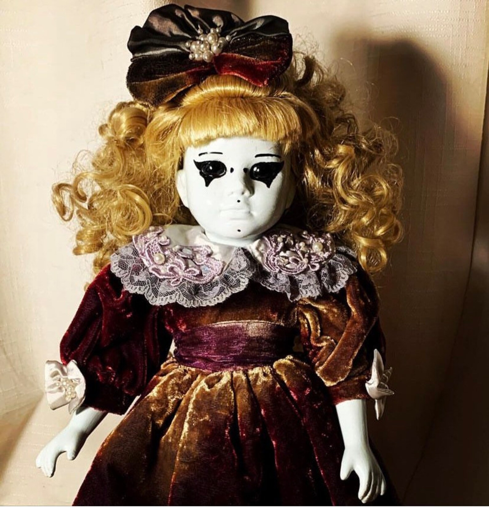 Rhonda Fem Horror Doll: Creepy Scary Spooky Macabre Halloween Gothic ...