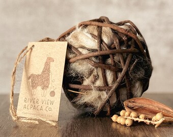 Yarny Nesting Ball for Birds Wool Grapevine Bird Watching Natural ...