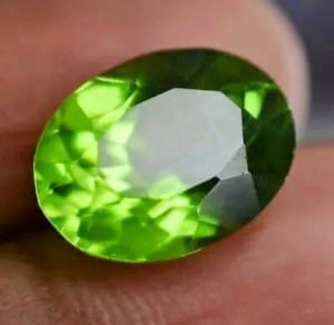 Precious 8 Ct Extremely Rare Natural Peridot Stone Excellent Green ...