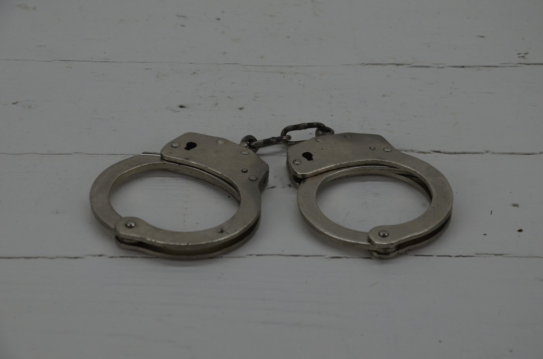 Old Police Handcuffs - Vintage Handcuffs - Steel Police Handcuffs ...
