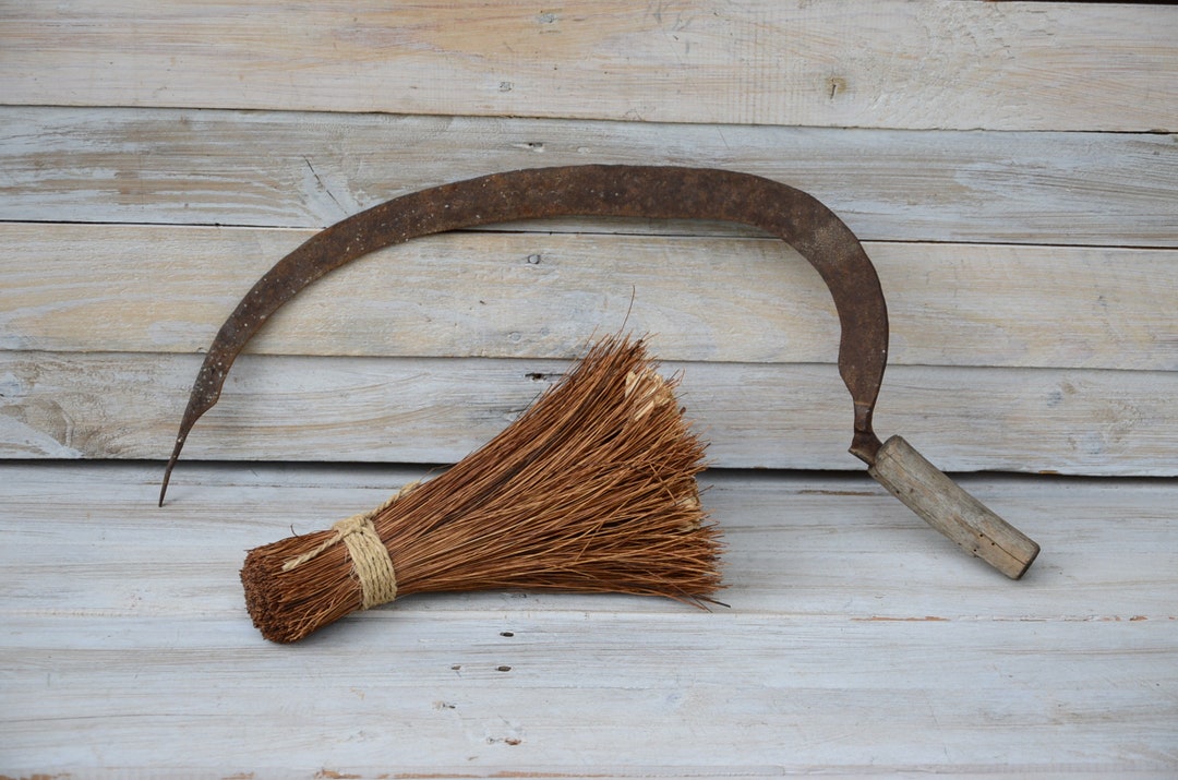 Old Big Hand Sickle - Hand Primitive Farm Tools - Antiqe Hand Sickle ...