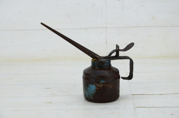 Metal Oil Can