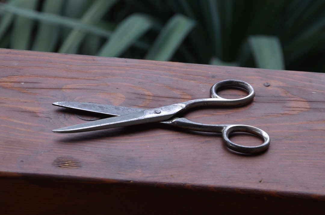 Old Medium Scissors - Medium Hand Scissors - Old Tailor's Scissors ...