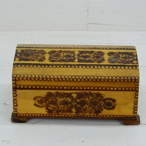Vintage Middle Wooden Pyrography Jewelry Box - Wooden Jewelry Box ...