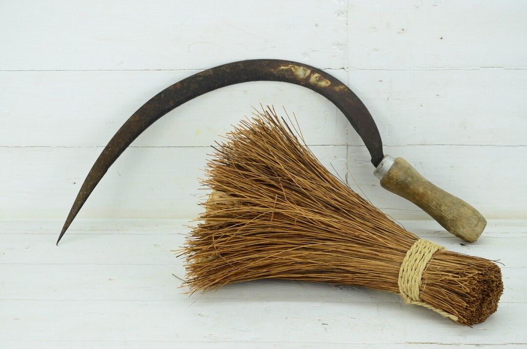 Old Hand Sickle - Hand Primitive Farm Tools - Antiqe Hand Sickle ...