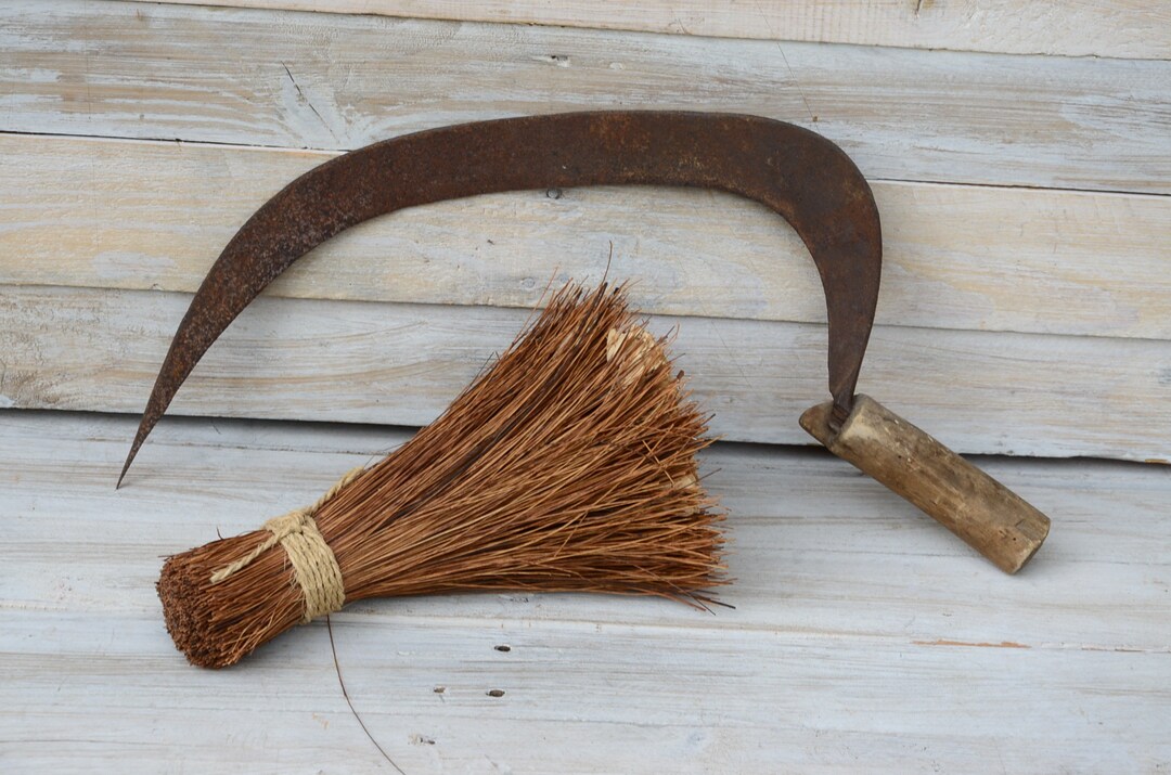Old Big Hand Sickle - Hand Primitive Farm Tools - Antiqe Hand Sickle ...