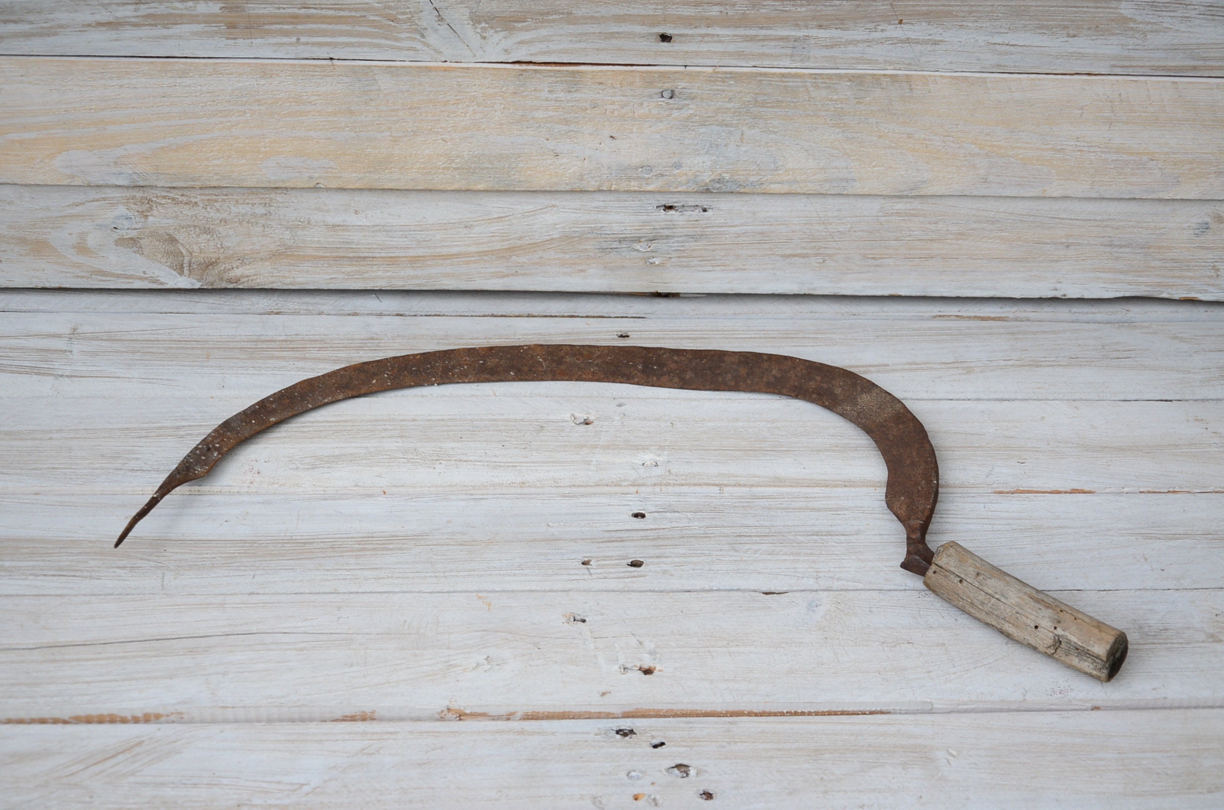 Old Big Hand Sickle Hand Primitive Farm Tools Antiqe Hand Sickle ...
