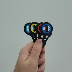 Keychain Spinner | Fidget Spinner Key Ring | Karambit Spinning Keychain ...