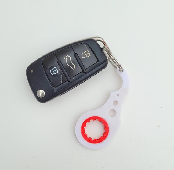 Keychain Spinner Fidget Spinner Key Ring Karambit Spinning - Etsy UK