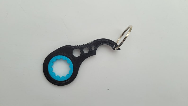 Keychain Spinner Fidget Spinner Key Ring Karambit Spinning - Etsy UK