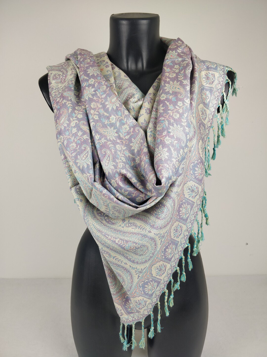 Sankya Reversible Viscose Pashmina. Scarf With Purple and White Paisley ...