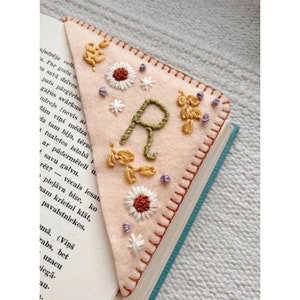 Personalized Embroidered Letter Bookmarks, Custom Embroidered Corner ...