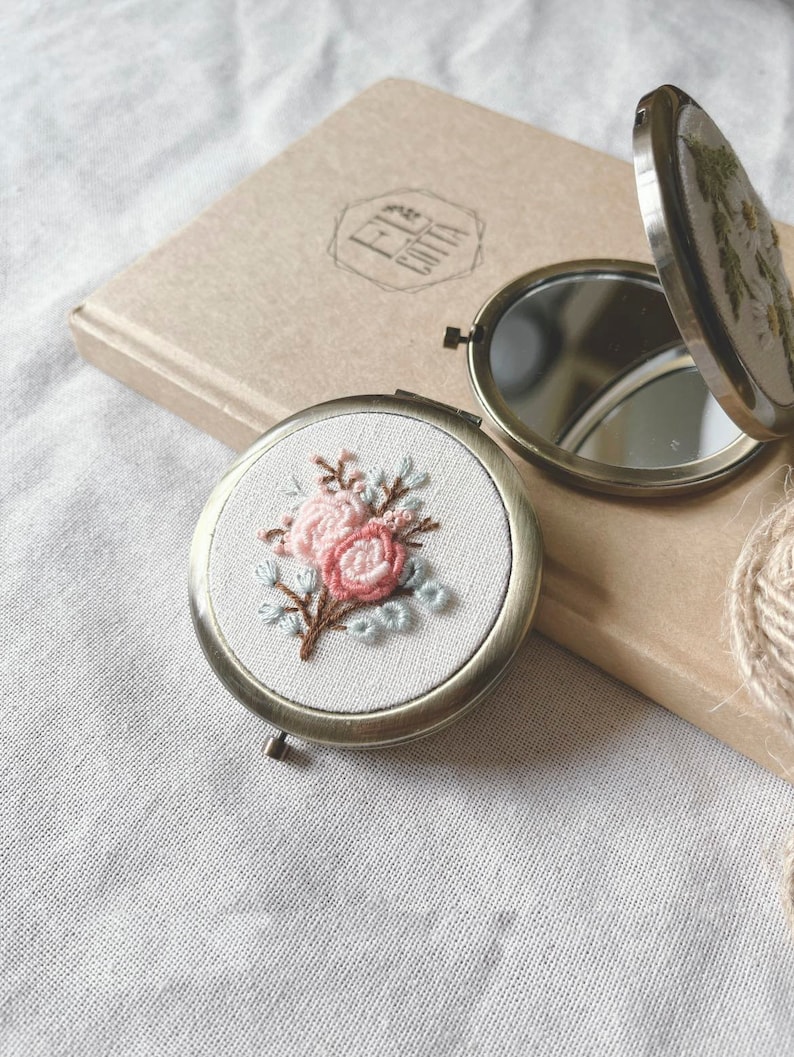 Hand Embroidered Pocket Mirror Floral Embroidered Compact - Etsy