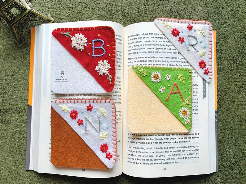 Personalized Embroidered Letter Bookmarks, Custom Embroidered Corner ...