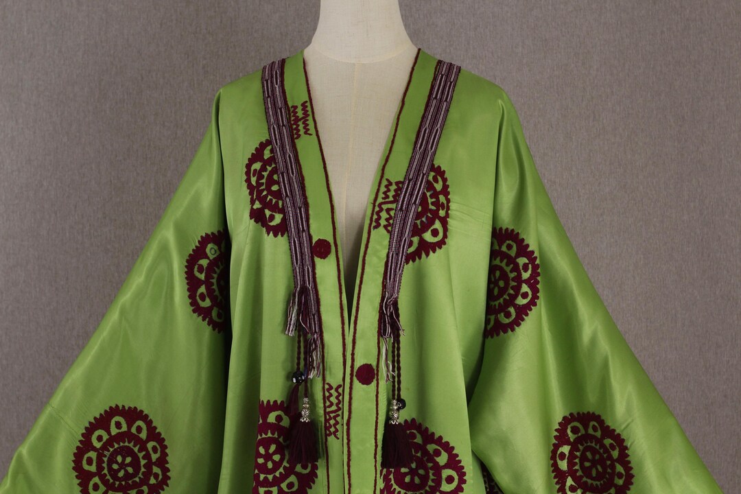 Vintage Uzbek Suzani Chapan Robe / One of a Kind Ethnic Kaftan Coat ...