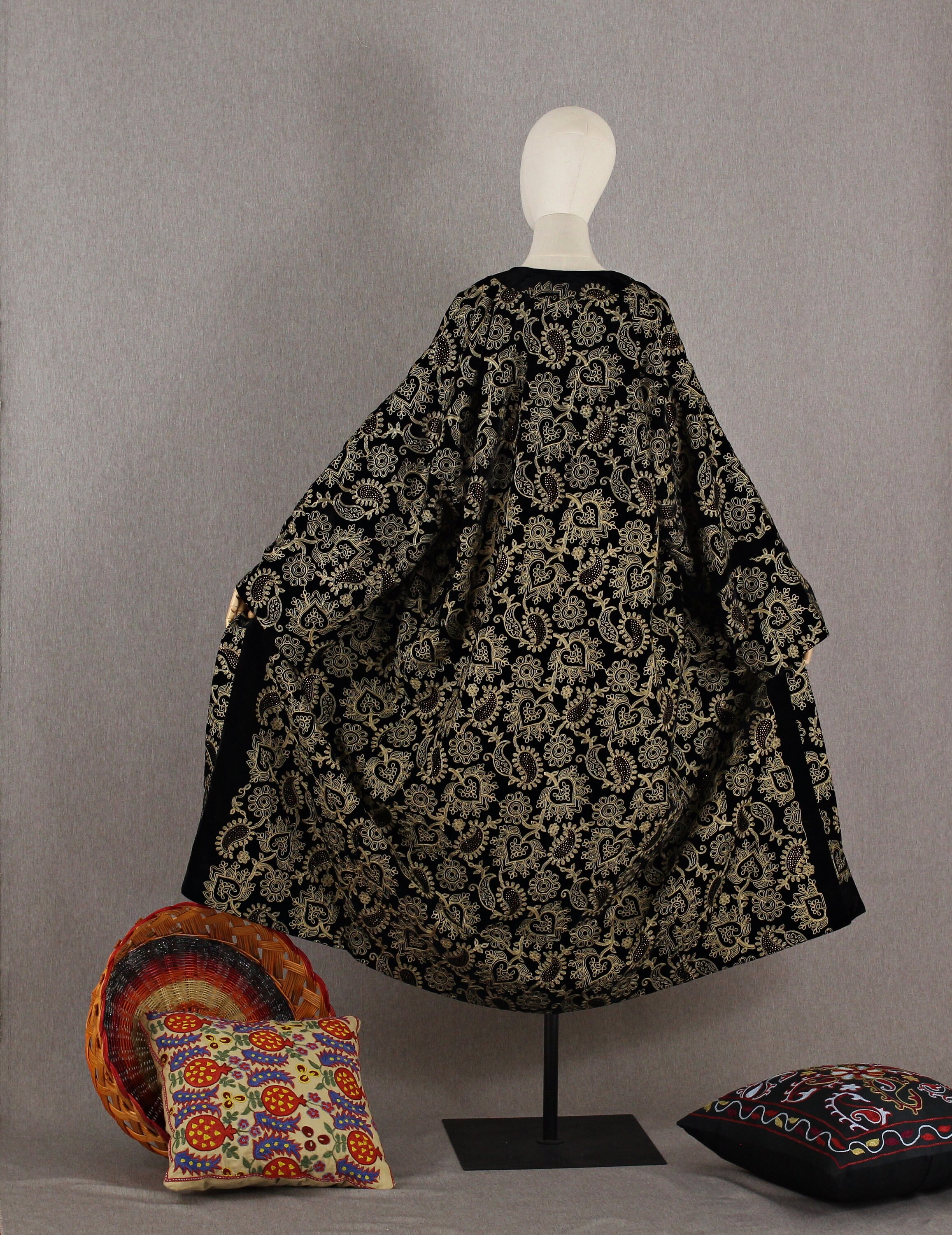 Embroidered Velvet Coat/uzbek Black Chapan/ethnic Abaya/boho Dress Cape ...