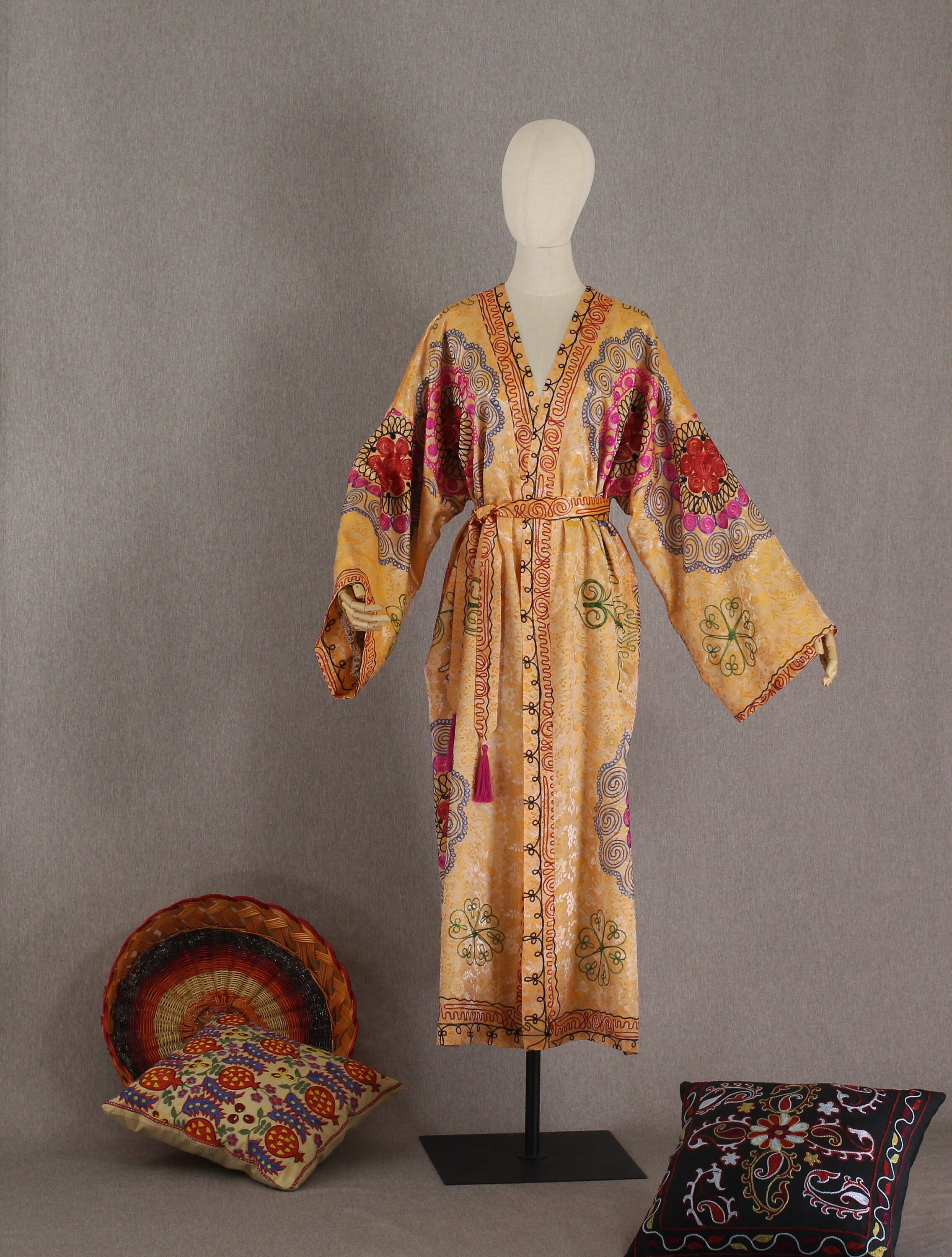Embroidered Coat/uzbek Yellow Suzani Chapan/ethnic Abaya/boho Dress ...