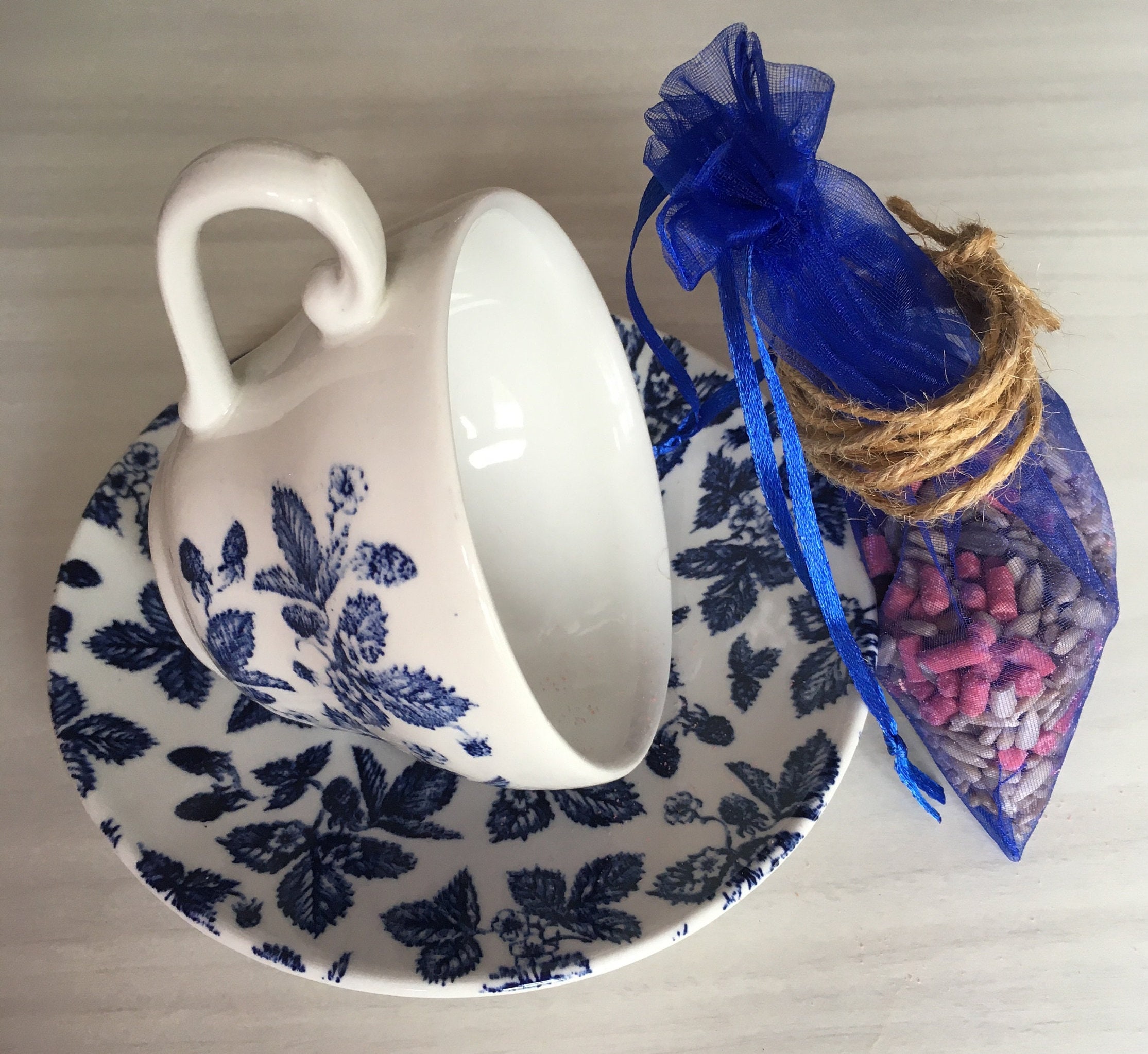 Handmade Upcycled Tea Cup and Saucer Garden Bird Feeder - Etsy UK