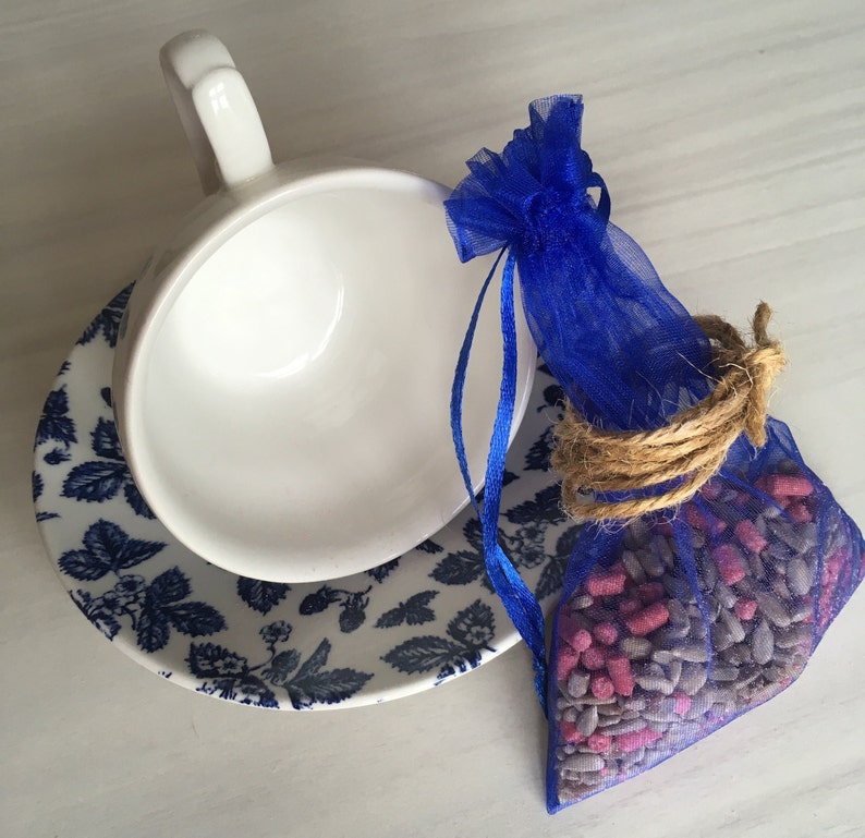 Handmade Upcycled Tea Cup and Saucer Garden Bird Feeder - Etsy