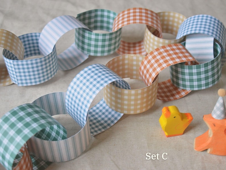 DIY Paper Chain Kit | Retro Birthday Party Decoration - Etsy