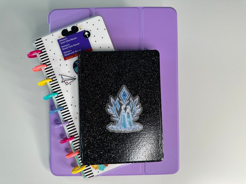 Anna and Elsa Waterproof Vinyl Sticker: Disneyland Paris Journal Decal ...