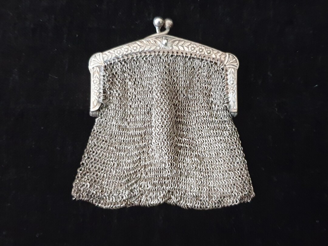 Vintage Silver Coin Purse With Rectangular Floral Clutch Frame and Two ...